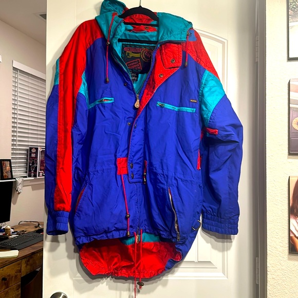 Skiing Passport | Jackets & Coats | Vintage Skiing Passport Coat Medium ...